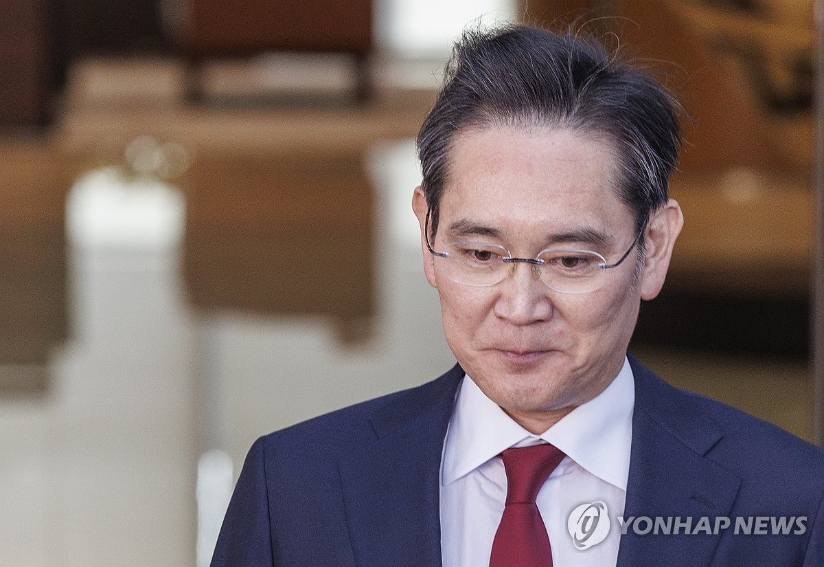 2분기 그룹 총수 주식재산 16조 증가…이재용 3조원↑ - 강유진 기자 - 톱스타뉴스 - 사회/핫토픽