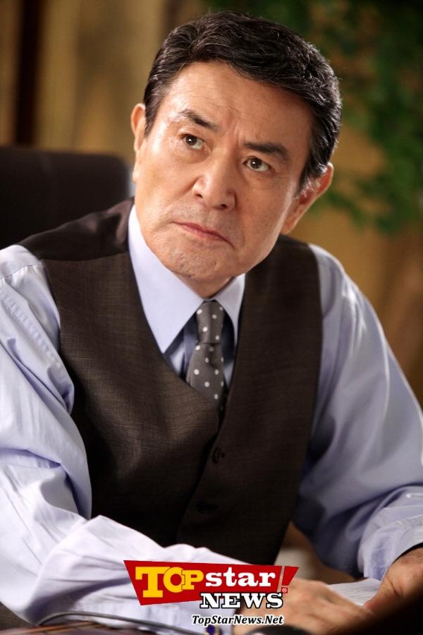 전설의 대배우 '남궁원', 데뷔 52년 만에 드라마 첫 출연 - 김명수 기자 - 톱스타뉴스