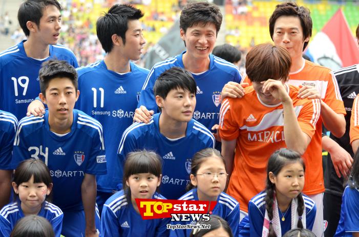 JYJ 김준수, FC MEN 단장으로도 맹활약 - 이화선 기자 - 톱스타뉴스