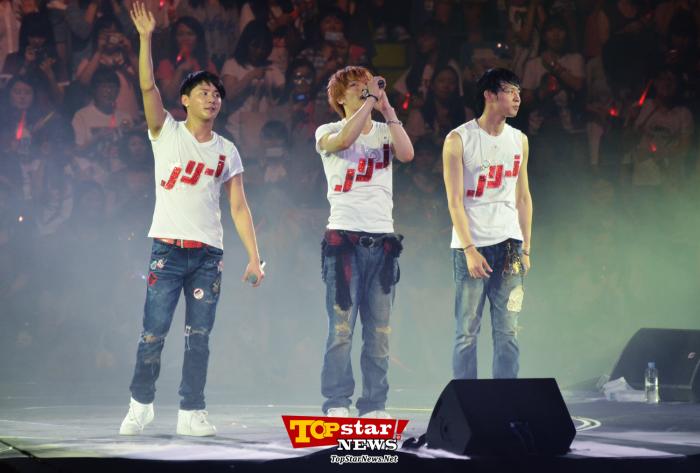 '폐회식 공연' JYJ, 드디어 KBS 공중파 출연 - 이화선 기자 - 톱스타뉴스