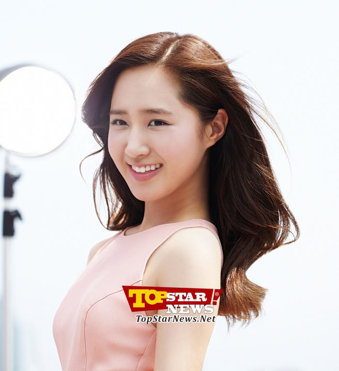 Girls Generation's Yuri advertising for cosmetics [KPOP] - Kevin Jung 기자 - 톱스타뉴스