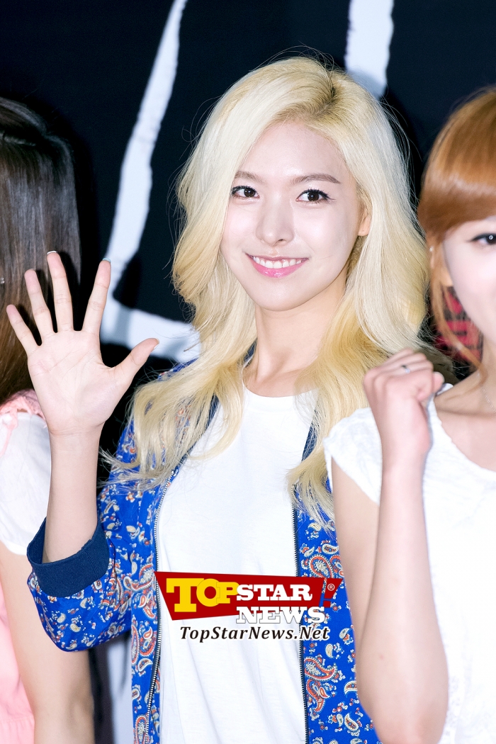 Hello Venus, Alice looking great with that blonde hair …at the VIP ...