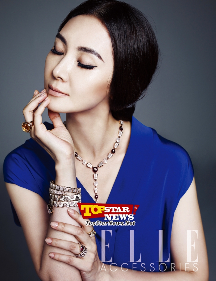 채시라(Chae Shi Ra), 액세서리 패션 화보 공개 - 김명수 기자 - 톱스타뉴스