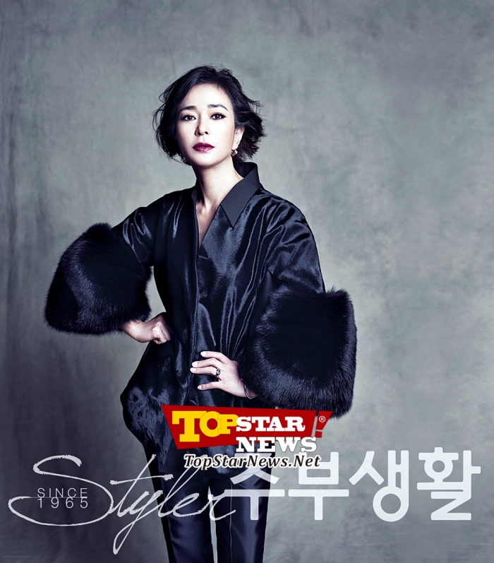 조민수(Jo Minsu), 여신 미모 화보 공개 - 김윤현 기자 - 톱스타뉴스