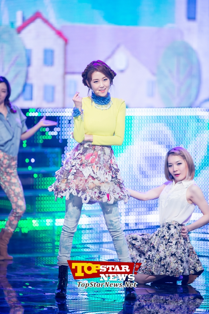 Ga Yoon de 2YOON, "Divertida actuación"…Mnet M! Countdown [KPOP PHOTO ...