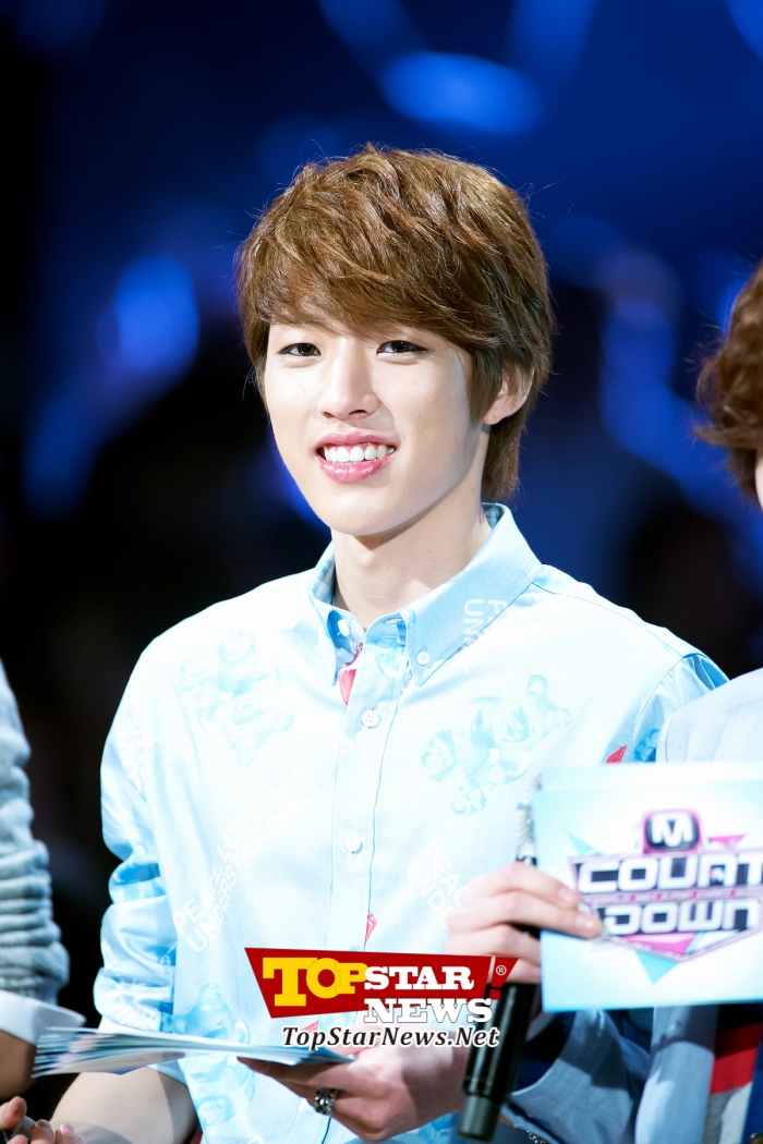 Infinite’s Sung Yeol, ‘A handsome smile’…‘ Mnet M! Countdown [KPOP ...