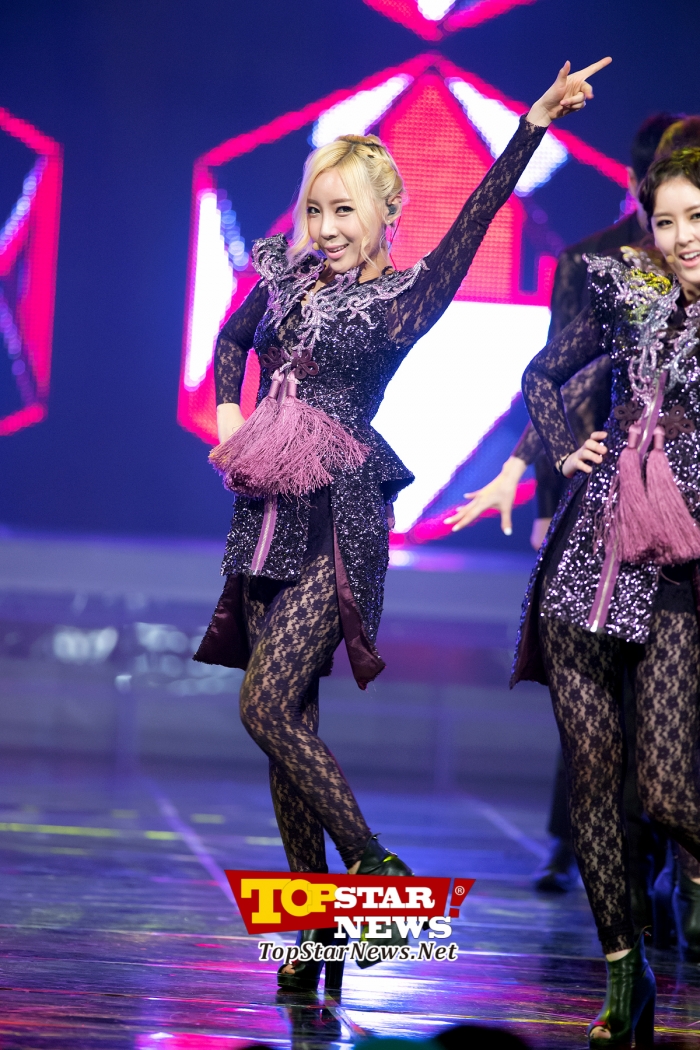 RANIA, "Just go, todos juntos"… Mnet M! Countdown [KPOP PHOTO] - Juana ...