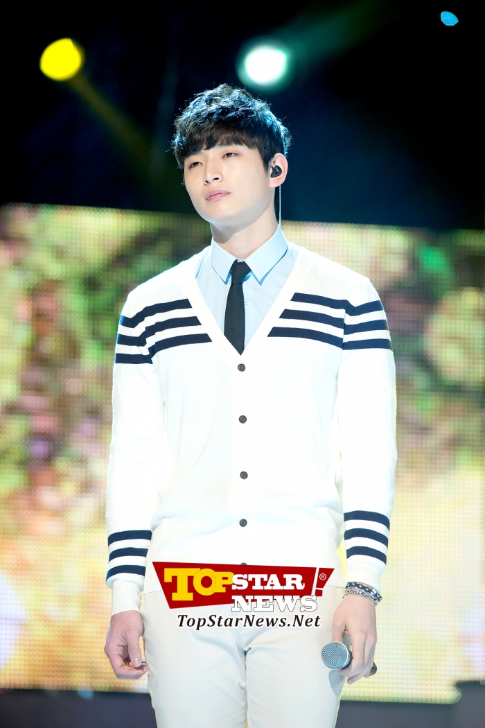 투에이엠(2AM), '슬픈 눈빛의 네 남자' …MBC MUSIC ‘쇼 챔피언’ 생방송 현장 [KPOP PHOTO] - 최규석 기자 - 톱스타뉴스