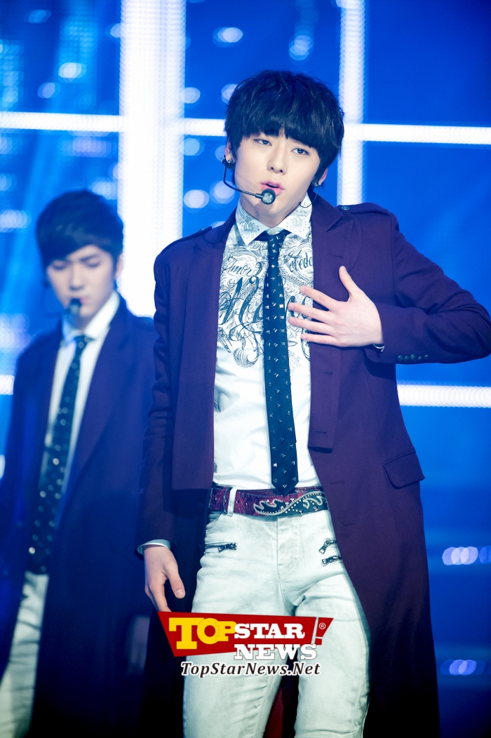 NU’EST, ‘Holding a tight fist’… MBC MUSIC ‘Show Champion’ [KPOP PHOTO] - Hannah Kang 기자 - 톱스타뉴스