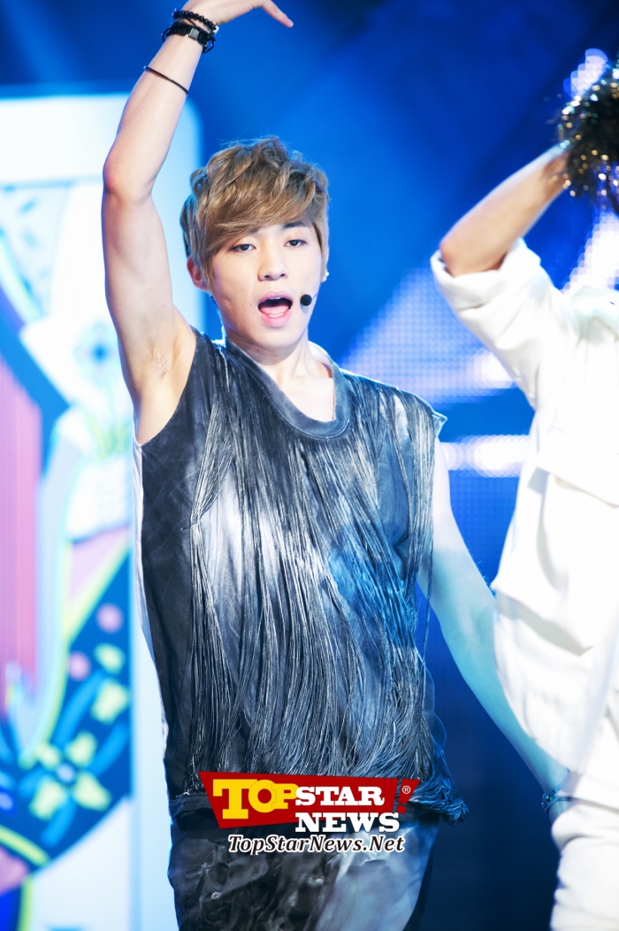 TEEN TOP’s Changjo, ‘Miss Right’…Pre-rehearsal for live broadcast of ...