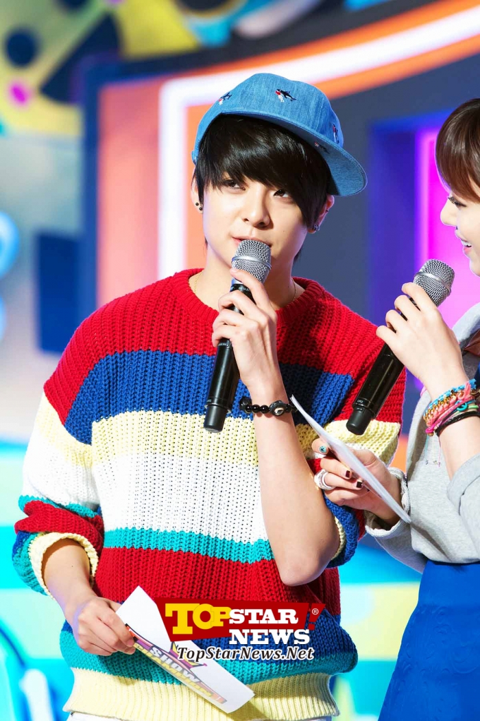 f(x)’s Amber, ‘Colorful cutie’… MBC MUSIC ‘Show Champion’ [KPOP PHOTO ...