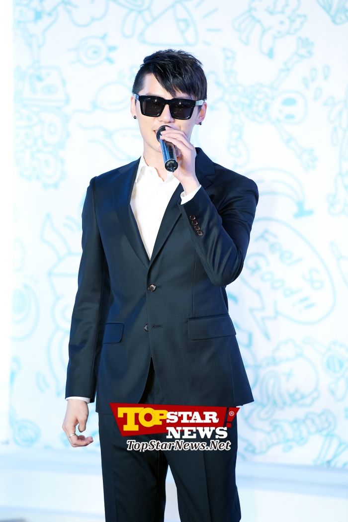 JYJ’s Kim Jun Su, ‘With a smile on his face’ … Opening ceremony for ‘2013 JYJ Membership Week ...