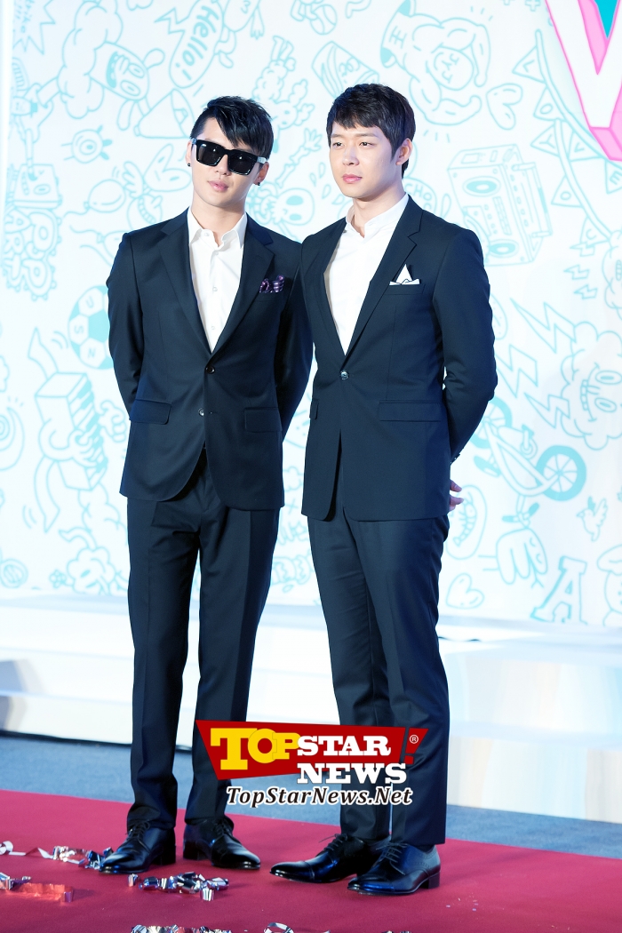 제이와이제이(JYJ) 김준수-박유천, ‘가운데가 비어있어서 허전해요’ …‘2013 JYJ Membership Week 개막식’ 현장 [KSTAR PHOTO] - 최규석 기자 ...