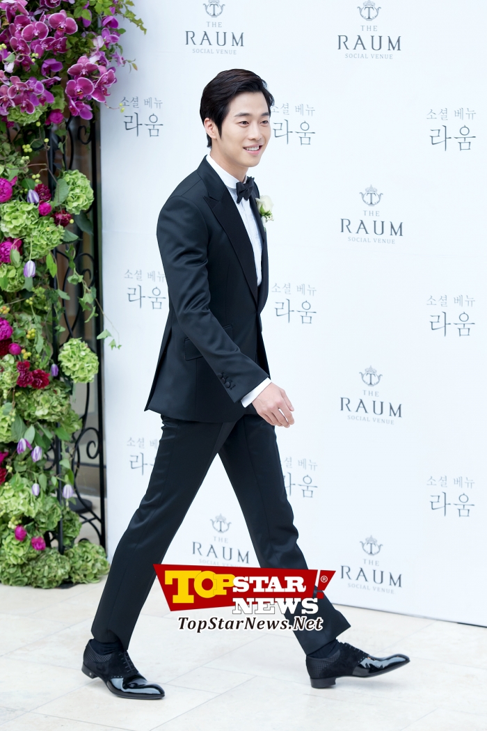 Kim Jae Won, ‘While smiling brightly’ … Actor Kim Jae Won’s wedding ...