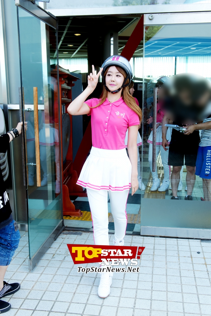 [Star24Hours] Crayon Pop’s Gummi, ‘A cute peace sign’… ‘Everyday life ...