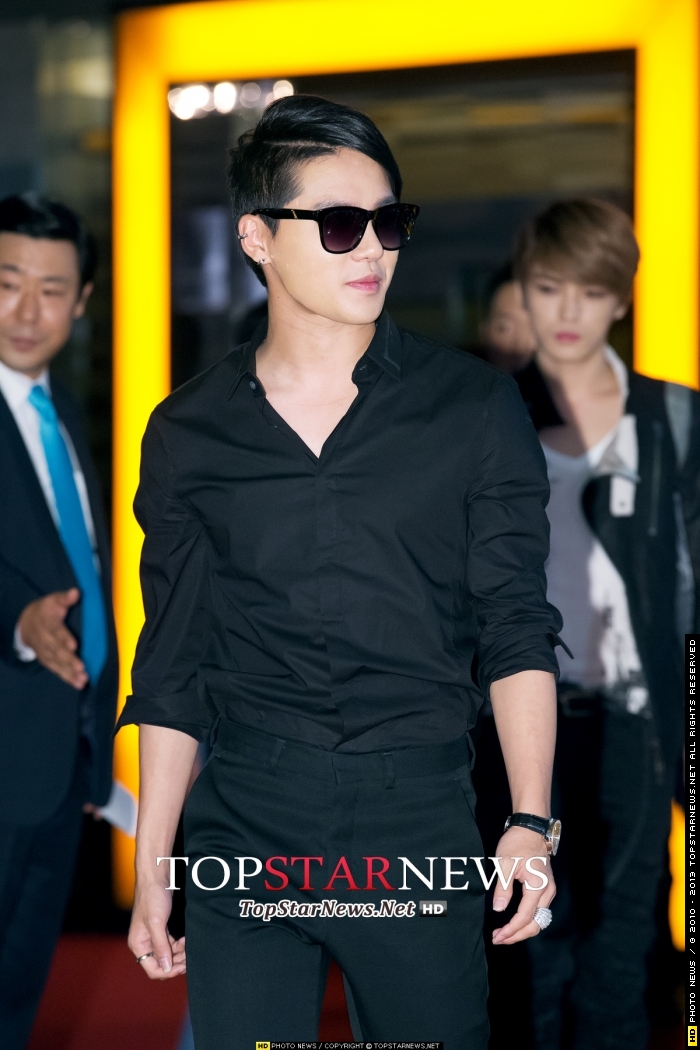 [HD] 제이와이제이(JYJ) 김준수, ‘옆모습 마저 멋있어~’… 영화 ‘소원’ VIP시사회 현장 [KMOVIE PHOTO] - 김현우 기자 - 톱스타뉴스