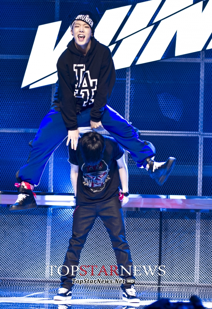 YG ‘WIN’ 환상적인 실력 ‘연습생 맞나요?’ 긴장감 넘치는 현장 비하인드 컷 공개 - 장재연 기자 - 톱스타뉴스