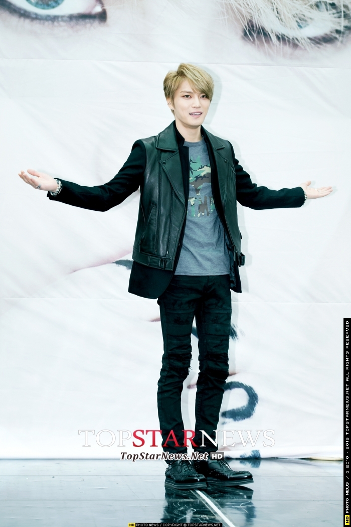 [HD] 제이와이제이(JYJ) 김재중, ‘내가 왔다~!’… ‘솔로 첫 정규 앨범 발매 기념 사인회’ 현장 [KSTAR PHOTO] - 김현우 기자 - 톱스타뉴스