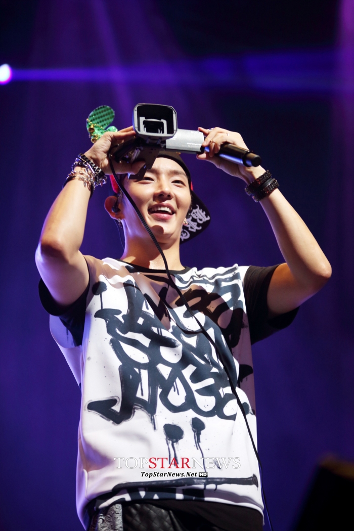 [HD] 이준기, 2천여 팬 운집한 팬미팅 현장 공개 - 김명수 기자 - 톱스타뉴스