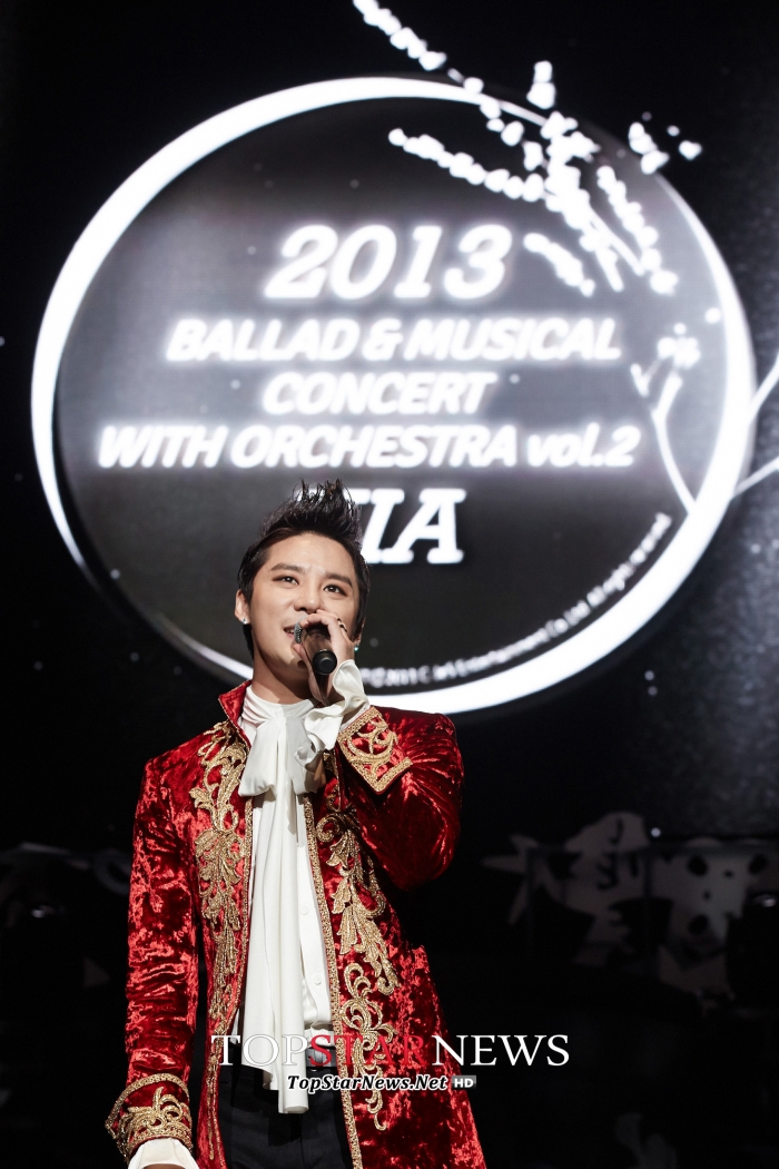 [HD] JYJ 김준수, 오케스트라와 함께한 감동과 열정의 150분 공연 현장 공개 - 김명수 기자 - 톱스타뉴스