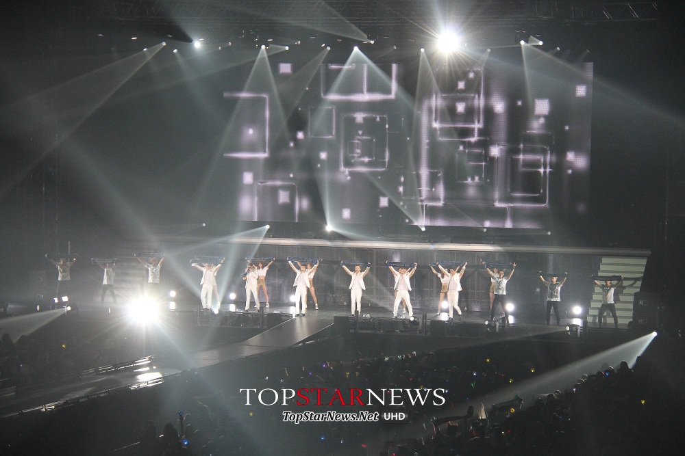 2PM, 일본 아레나투어 성료…5개 도시 15만 규모 - 김명수 기자 - 톱스타뉴스