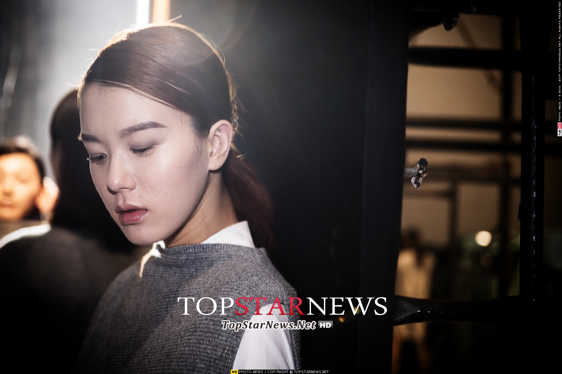 [UHD포토] 백스테이지의 찰나, 그 완벽한 순간 (2014 F/W 서울패션위크 현장스케치) (7) - 이선명 기자 - 톱스타뉴스