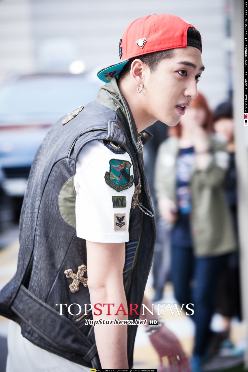 [HD포토] B1A4 바로, '장난기 가득한 퇴장' ('스터즈워(STUDSWAR)' 런칭 행사) - 이선명 기자 - 톱스타뉴스