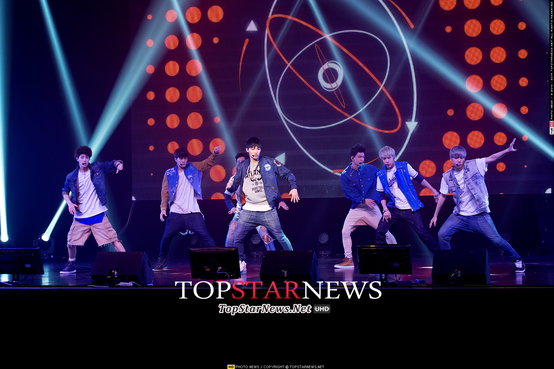 [UHD포토] 갓세븐(GOT7), ‘JYP만의 색이 입혀진 힙합 아이돌’ (쇼케이스) - 최규석 기자 - 톱스타뉴스