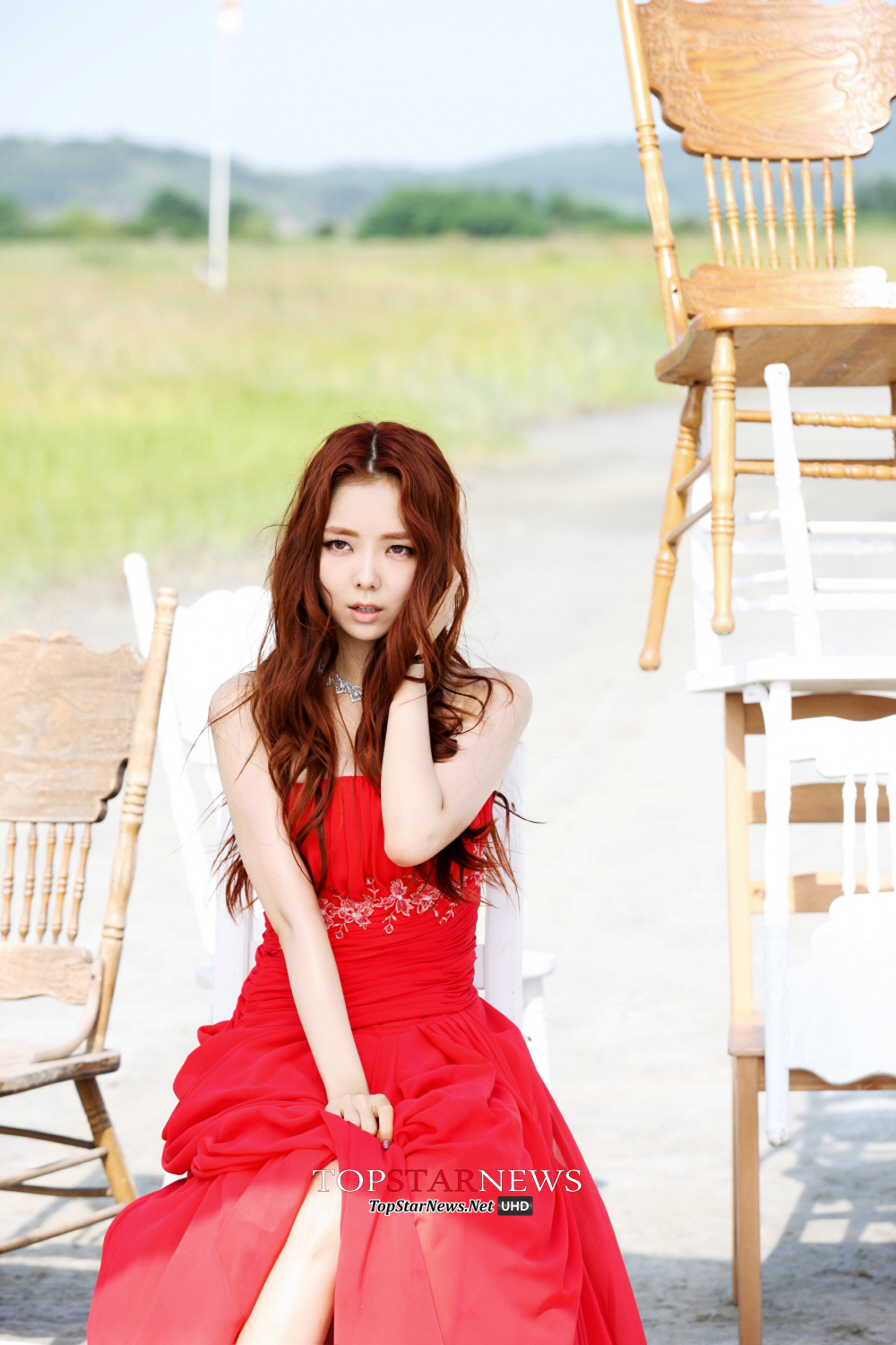 걸그룹 스텔라, 몽환적 매력의 ‘마스크’로 컴백 - 김명수 기자 - 톱스타뉴스