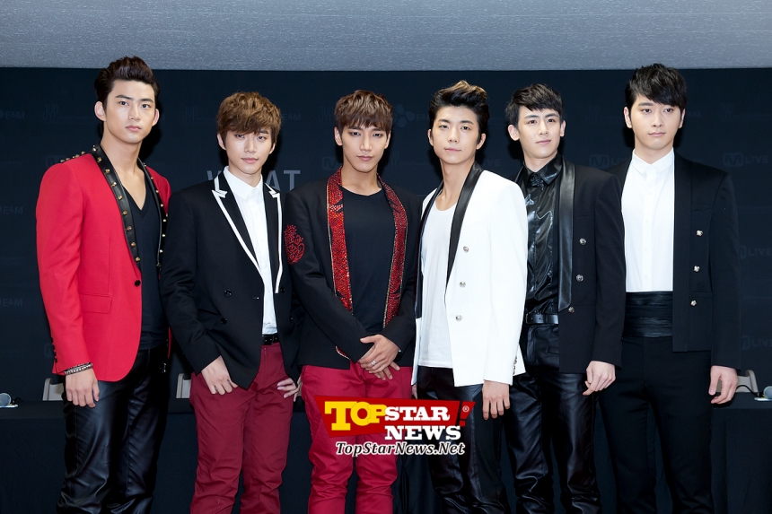 2PM, 25일 신보 기념 특별 팬 사인회 개최 - 김명수 기자 - 톱스타뉴스