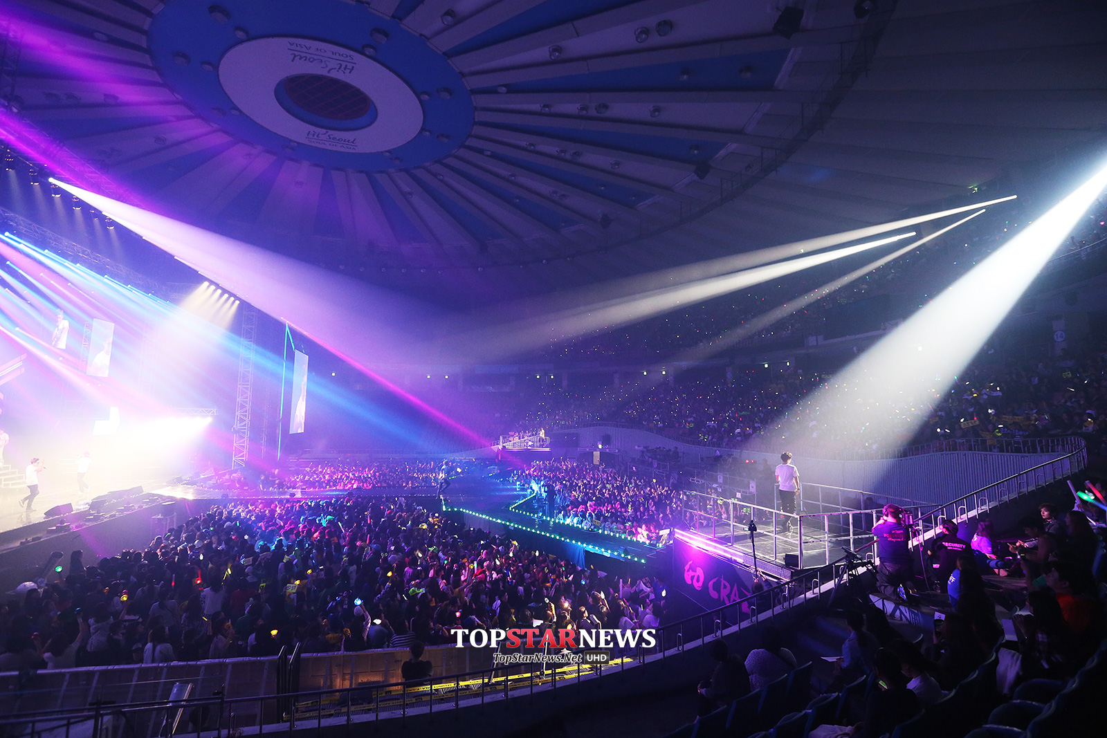 2PM, 7000여 팬과 함께한 서울 콘서트 성료 - 김명수 기자 - 톱스타뉴스