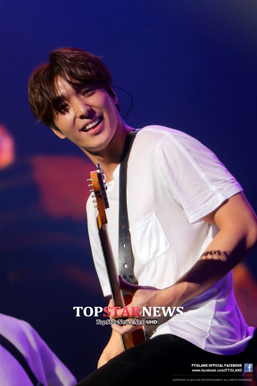 [HD] FT아일랜드, 日 도쿄 콘서트 ‘폭발적 반응’ - 장영권 기자 - 톱스타뉴스