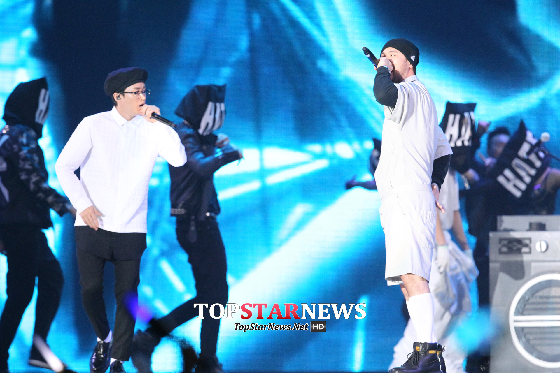 [UHD] ‘2014 MAMA’ 에픽하이, 강렬한 힙합 공연 선보여 - 김희경 기자 - 톱스타뉴스