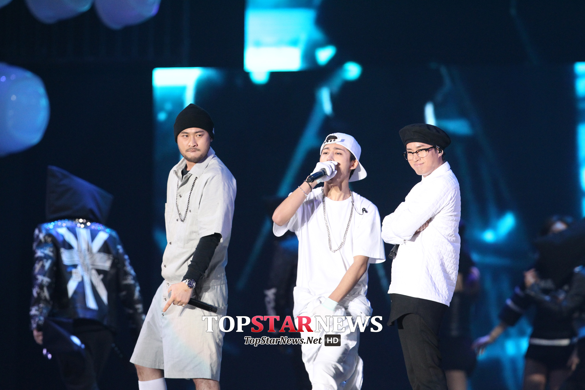 [UHD] ‘2014 MAMA’ 에픽하이, 강렬한 힙합 공연 선보여 - 김희경 기자 - 톱스타뉴스