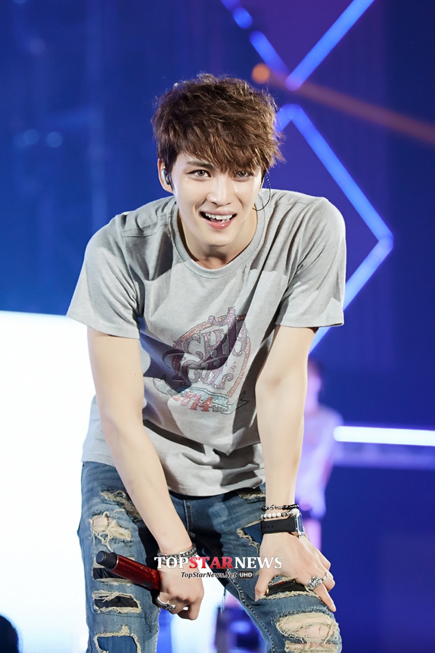 [HD] JYJ 오사카돔 공연에 7만 5천팬 열광 - 우 선 기자 - 톱스타뉴스