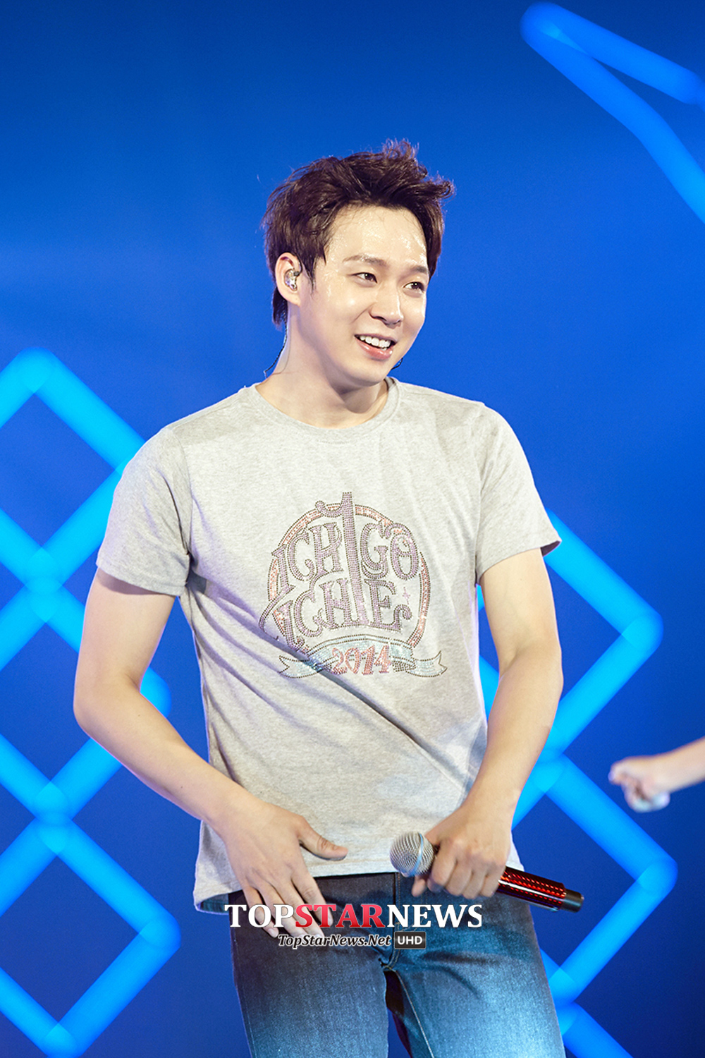 [HD] JYJ 오사카돔 공연에 7만 5천팬 열광 - 우 선 기자 - 톱스타뉴스