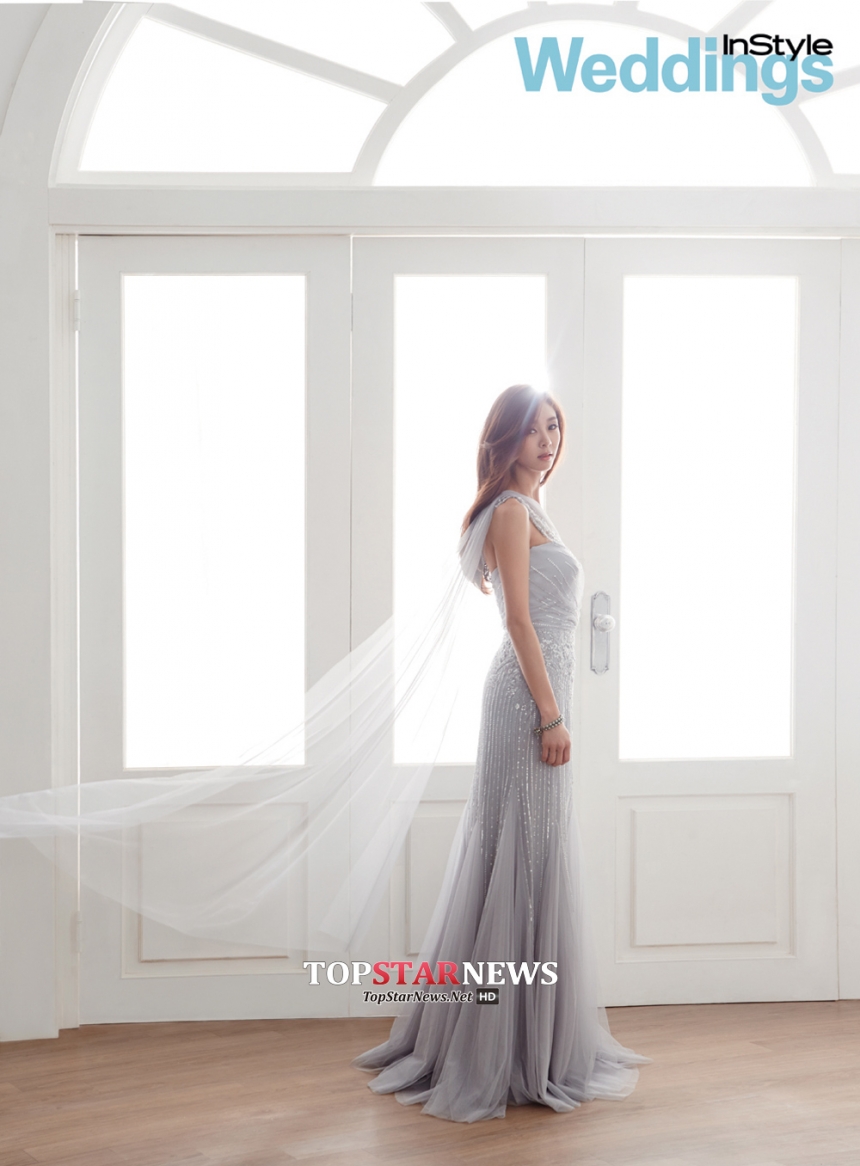 [HD] 지나(G.NA), 웨딩 드레스로도 가릴 수 없는 여신 몸매… “미쓰에이 민, 2AM 진운과 볼링치러 가는 취미 생겼다” - 김희경 기자 - 톱스타뉴스