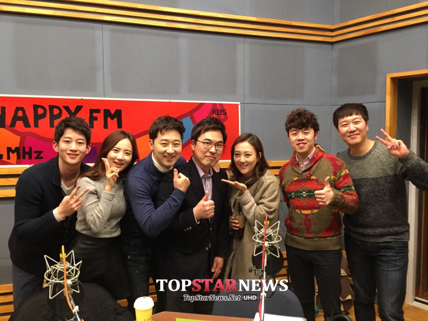 장윤정, 장웅 아나운서 ‘고향역’ 노래에 “개호흡” 평가 - 유혜지 기자 - 톱스타뉴스