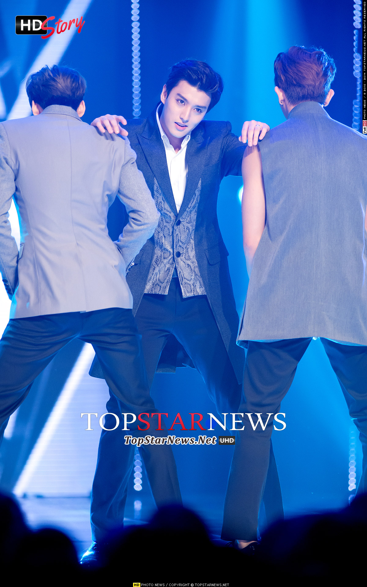 [HD Story] Charisma explosion… ‘Strength on the stage’, TVXQ–EXO–Big Bang–SNSD–INFINITE–SHINee ...