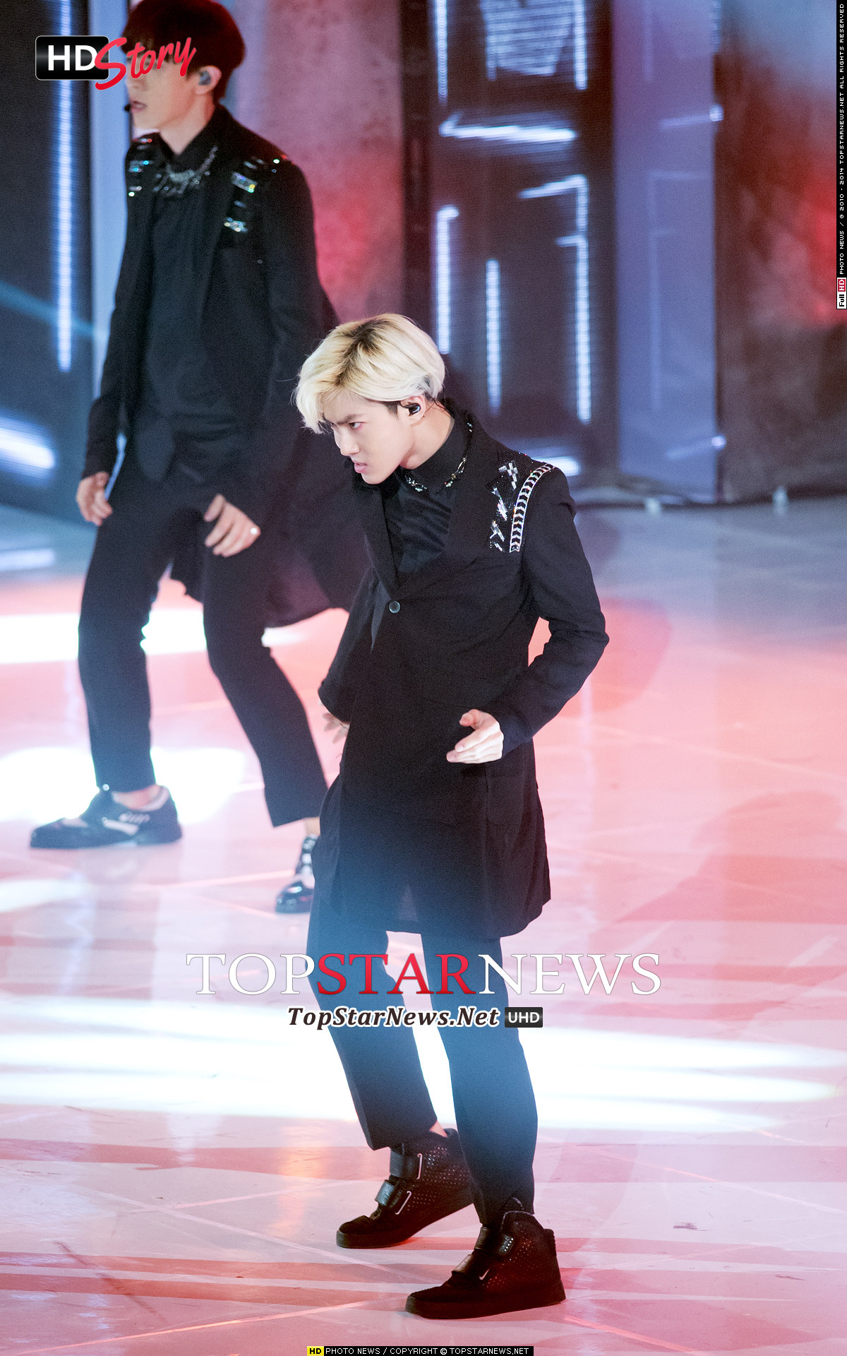 [HD Story] Charisma explosion… ‘Strength on the stage’, TVXQ–EXO–Big ...