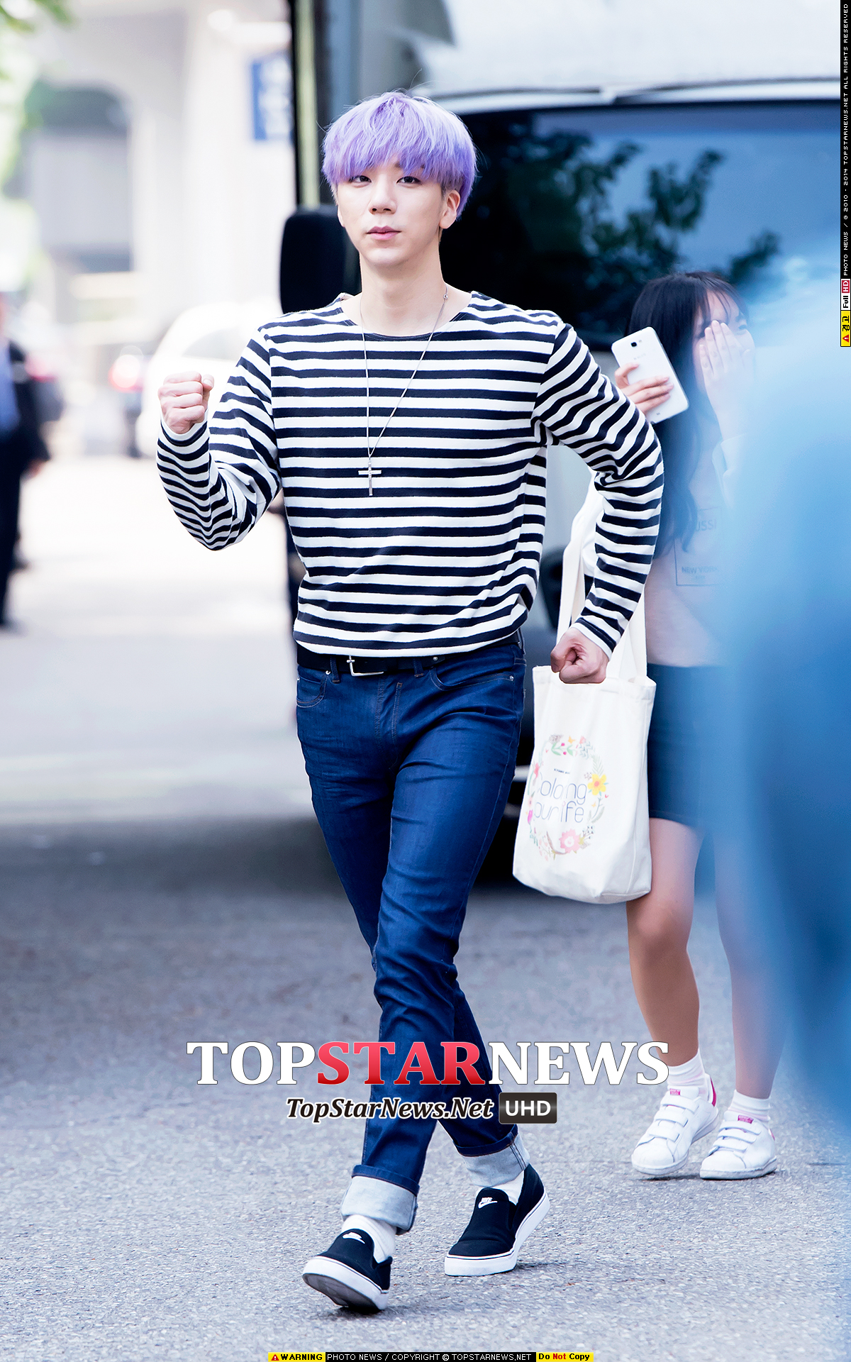 [HD포토] 핫샷(HOTSHOT) 티모테오, 장난기 가득한 걸음걸이 …‘귀여워’ (뮤직뱅크) - 김혜진 기자 - 톱스타뉴스