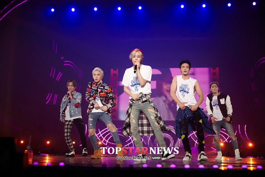 샤이니(SHINee), 타이틀곡 ‘View’ 퍼포먼스 공개…‘기대감 고조’ - 유혜지 기자 - 톱스타뉴스