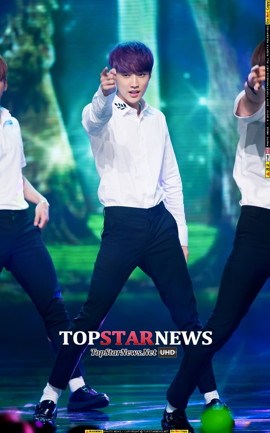 [HD포토] 비원에이포(B1A4) 진영, 너로 정했다!!…‘어머’ (쇼 챔피언) - 김혜진 기자 - 톱스타뉴스