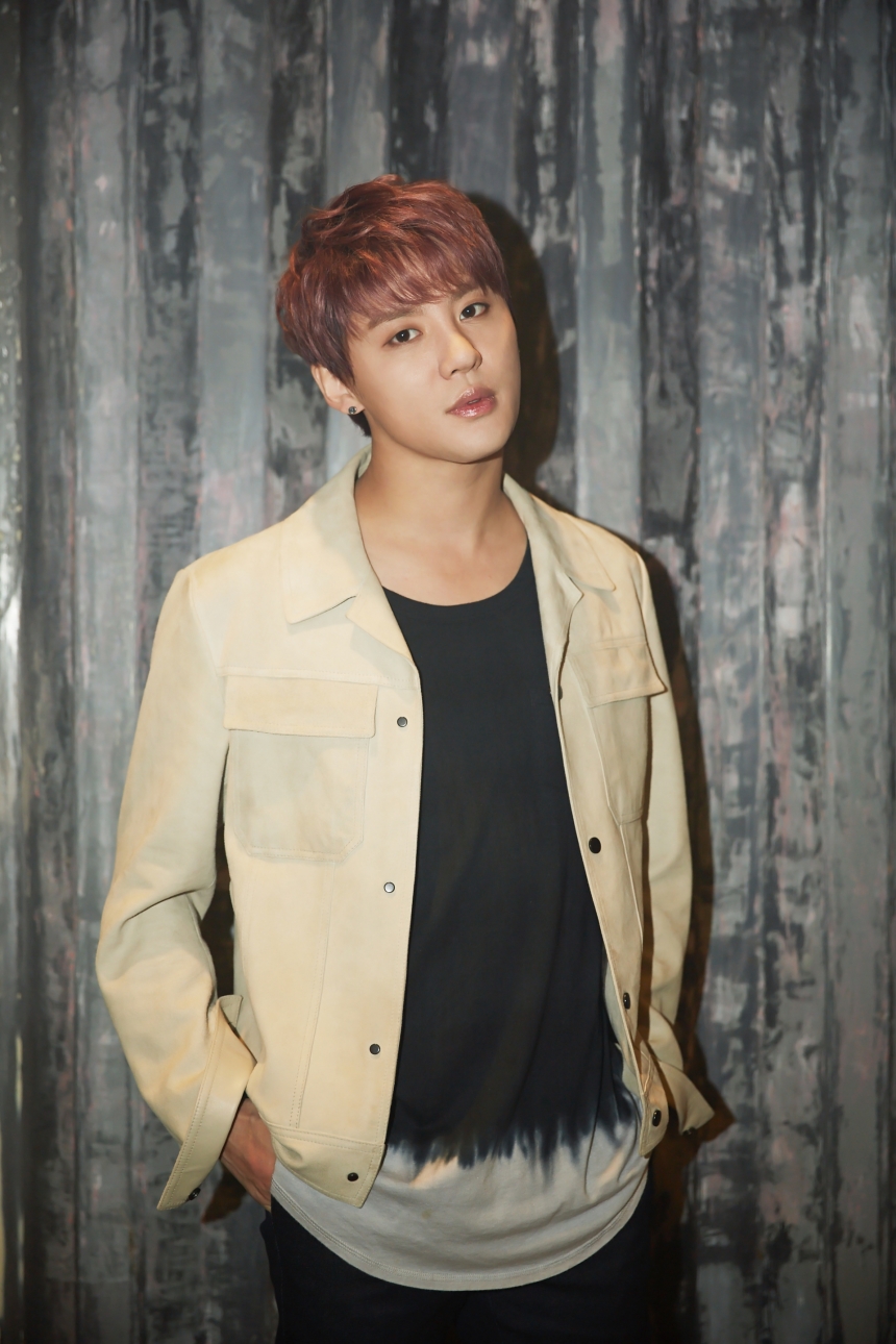 [UHD] 제이와이제이(JYJ) 김준수(XIA), “박유천 얼마 전에 PC방에서 만나”…‘네?’ - 조혜진 기자 - 톱스타뉴스