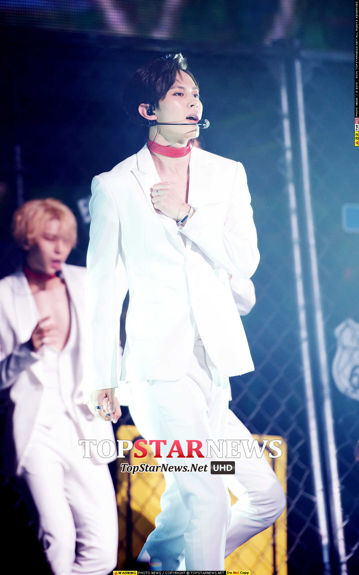 [HD포토] 빅스(VIXX) 홍빈, ‘스스로 노예가 되길 선택한 남자’…‘사랑에 빠졌어요’ (체인드업 쇼케이스) - 최규석 기자 - 톱스타뉴스