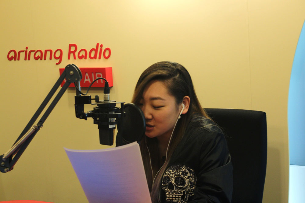 에스나(eSNa), 재치 넘치는 진행으로 ‘Sound K(사운드 케이)’ DJ 발탁 - 노한솔 기자 - 톱스타뉴스