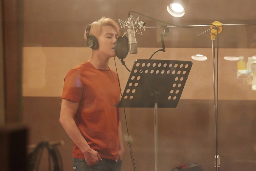 제이와이제이(JYJ) XIA준수, ‘운빨로맨스’ OST ‘내게 기대’ 참여… ‘류준열 테마곡’ - 신미래 기자 - 톱스타뉴스