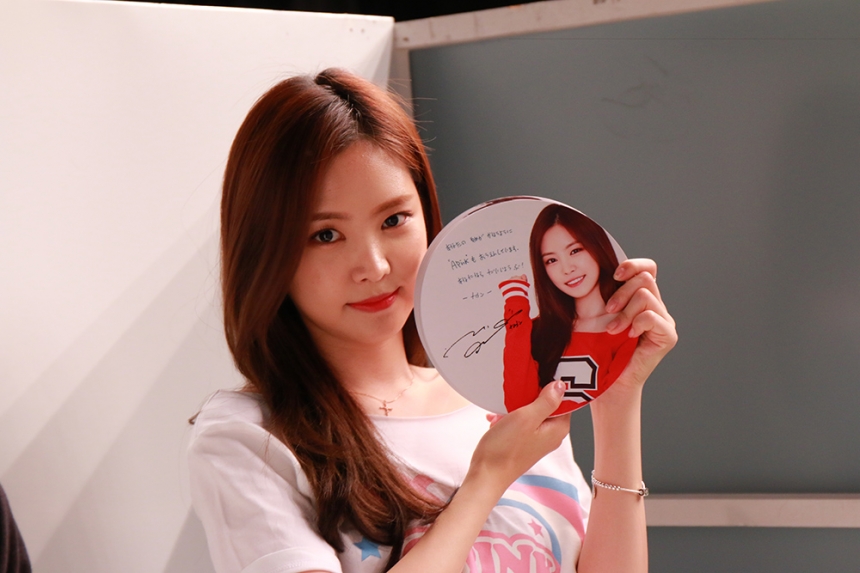 에이핑크(Apink), ‘일본 7개 도시 투어 이벤트 현장 첫 공개’ - 이정범 기자 - 톱스타뉴스