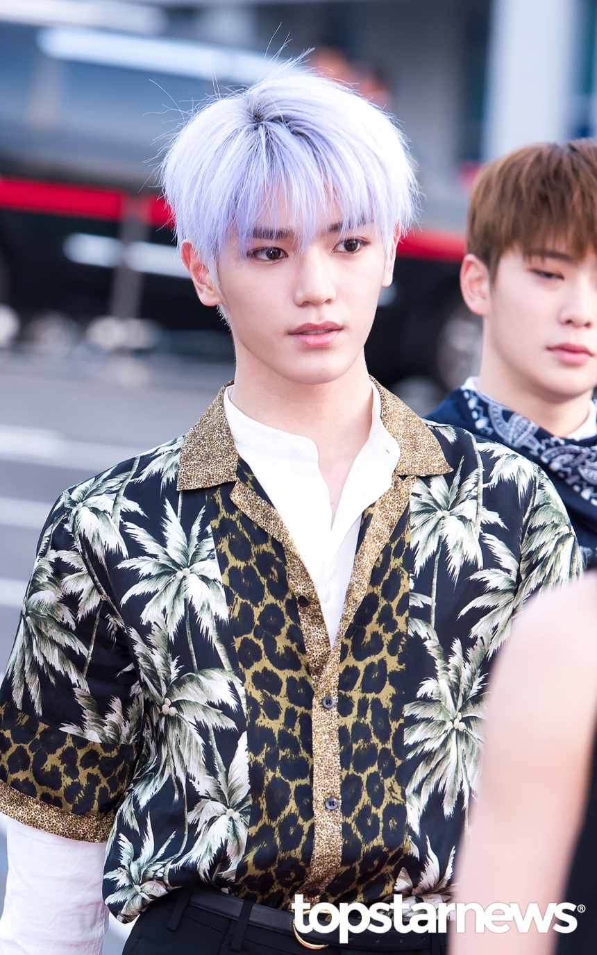 [HDthema] 从漫画里出来的男爱豆们 - 증일평(曾一平) 기자 - 톱스타뉴스