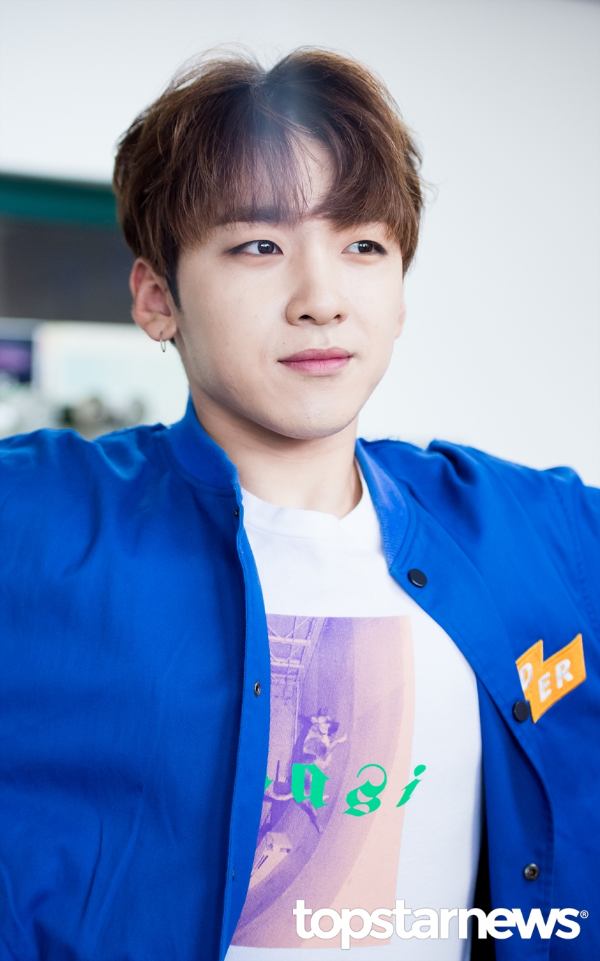 [HD포토] 맵식스(MAP6) 민혁, ‘똑똑 민혁이구나 넌 두드릴 필요 없단다’ - 박혜미 기자 - 톱스타뉴스